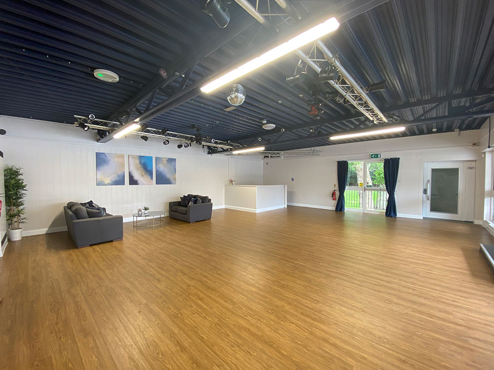 Westminster Boating Base - The Admirable Crichton